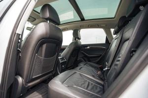 White Audi Q5 2015 in Klaipeda, with an engine capacity of 2.00 L and mileage of 156 thousand km for 10700 €, photo 28 on AUTOMOTO.COM.LV