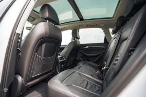 White Audi Q5 2015 in Klaipeda, with an engine capacity of 2.00 L and mileage of 156 thousand km for 10700 €, photo 28 on AUTOMOTO.COM.LV