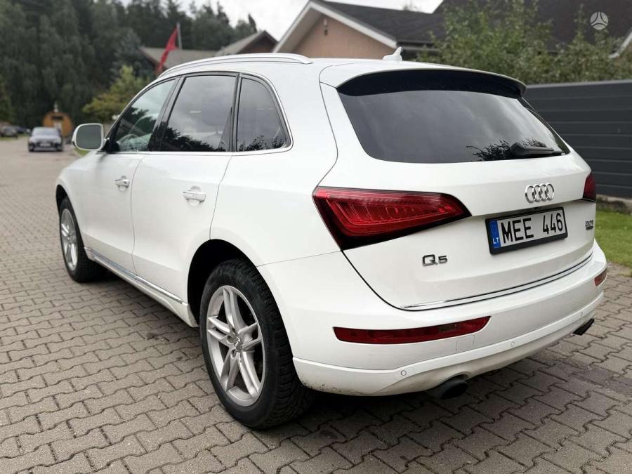 Balts Audi Q5 2015 Viļņa, ar dzinēja tilpumu 1.98 L un nobraukumu 270 tūkst. km par 7750 €, foto 4 vietnē AUTOMOTO.COM.LV