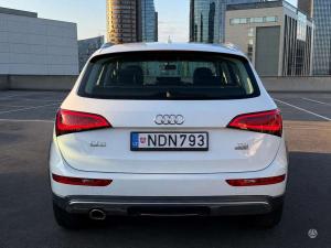 White Audi Q5 2015 in Vilnius, with an engine capacity of 1.97 L and mileage of 287 thousand km for 11700 €, photo 7 on AUTOMOTO.COM.LV