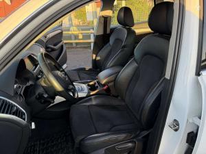 White Audi Q5 2015 in Vilnius, with an engine capacity of 1.97 L and mileage of 287 thousand km for 11700 €, photo 13 on AUTOMOTO.COM.LV