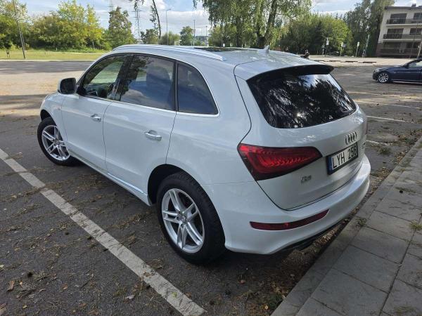 White Audi Q5 2015 in Kaunas, with an engine capacity of 1.98 L and mileage of 140 thousand km for 13200 €, photo 5 on AUTOMOTO.COM.LV