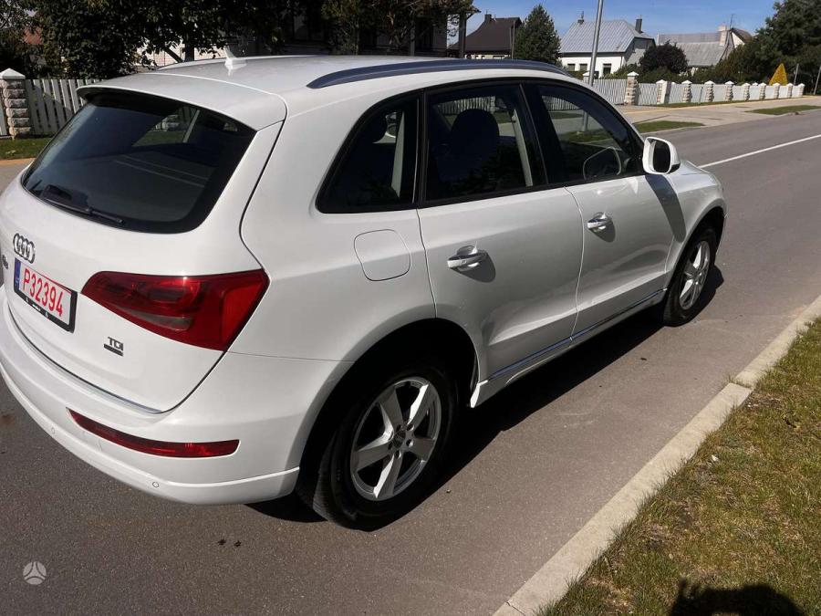 White Audi Q5 2015 in Vilkaviskis, with an engine capacity of 1.97 L and mileage of 134 thousand km for 12199 €, photo 5 on AUTOMOTO.COM.LV