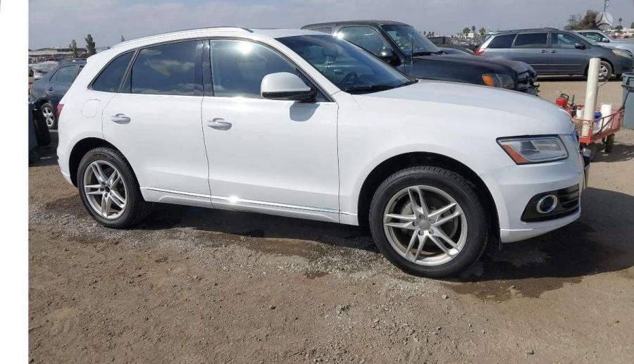 White Audi Q5 2016 in Vilnius, with an engine capacity of 1.98 L and mileage of 123 thousand km for 11150 €, photo 5 on AUTOMOTO.COM.LV