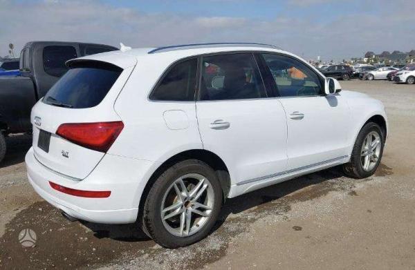 White Audi Q5 2016 in Vilnius, with an engine capacity of 1.98 L and mileage of 123 thousand km for 11150 €, photo 10 on AUTOMOTO.COM.LV
