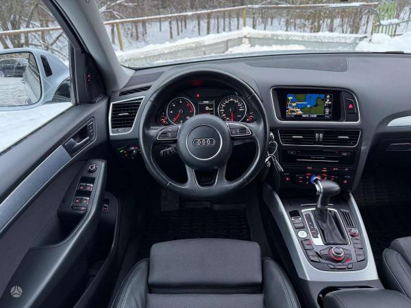 White Audi Q5 2016 in Vilnius, with an engine capacity of 1.97 L and mileage of 279 thousand km for 14700 €, photo 3 on AUTOMOTO.COM.LV