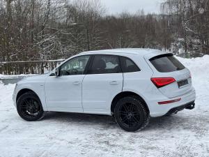 White Audi Q5 2016 in Vilnius, with an engine capacity of 1.97 L and mileage of 279 thousand km for 14700 €, photo 12 on AUTOMOTO.COM.LV