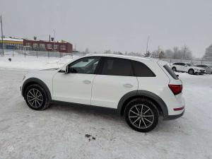 White Audi Q5 2016 in Telschi, with an engine capacity of 1.97 L and mileage of 210 thousand km for 13700 €, photo 4 on AUTOMOTO.COM.LV