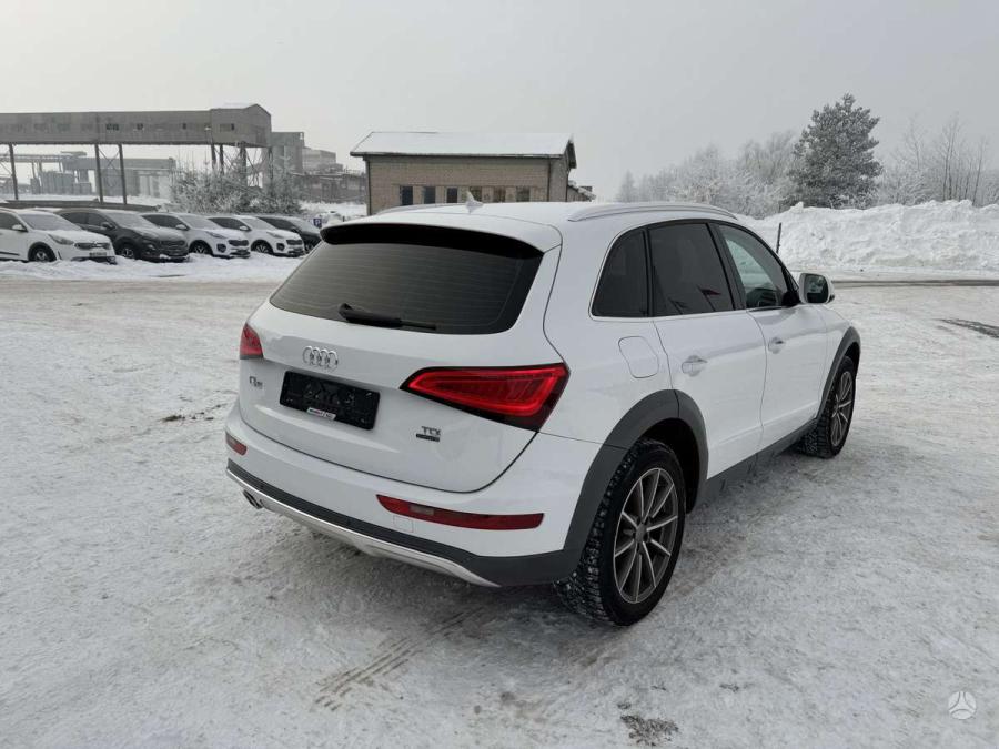 White Audi Q5 2016 in Telschi, with an engine capacity of 1.97 L and mileage of 210 thousand km for 13700 €, photo 7 on AUTOMOTO.COM.LV