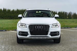 White Audi Q5 2016 in Klaipeda, with an engine capacity of 3.00 L and mileage of 61 thousand km for 15999 €, photo 3 on AUTOMOTO.COM.LV