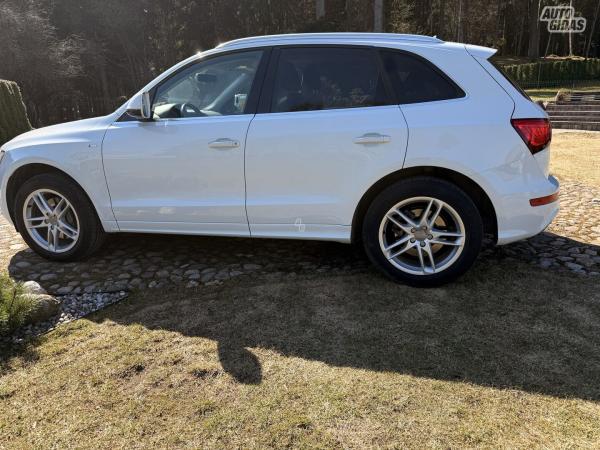 White Audi Q5 2016 in Prienai, with an engine capacity of 3.00 L and mileage of 300 thousand km for 12000 €, photo 4 on AUTOMOTO.COM.LV