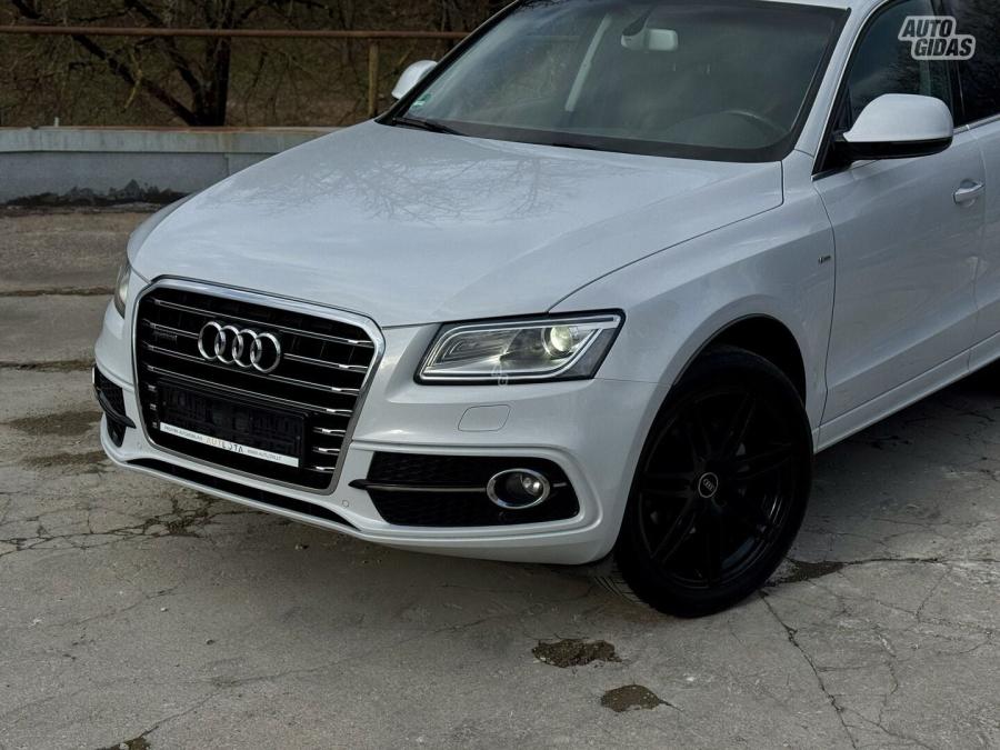White Audi Q5 2016 in Vilnius, with an engine capacity of 2.00 L and mileage of 279 thousand km for 14200 €, photo 16 on AUTOMOTO.COM.LV