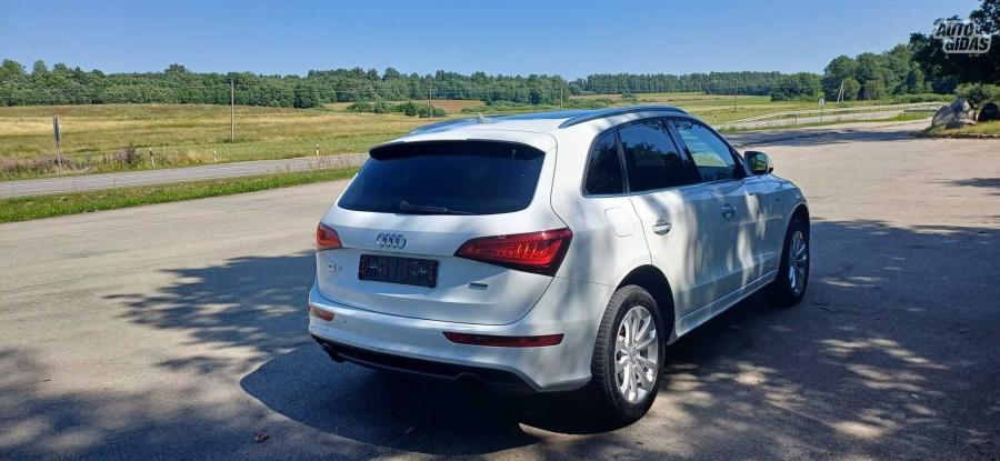 White Audi Q5 2016 in Vilnius, with an engine capacity of 2.00 L and mileage of 260 thousand km for 15350 €, photo 6 on AUTOMOTO.COM.LV