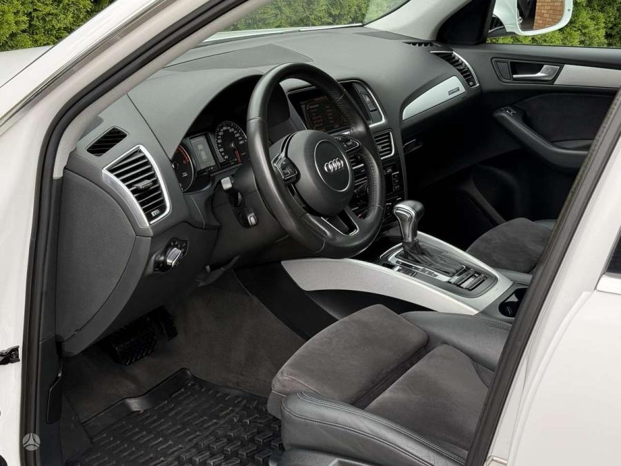 White Audi Q5 2016 in Jonava, with an engine capacity of 1.97 L and mileage of 231 thousand km for 13650 €, photo 16 on AUTOMOTO.COM.LV