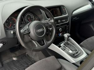 White Audi Q5 2016 in Jonava, with an engine capacity of 1.97 L and mileage of 231 thousand km for 13650 €, photo 17 on AUTOMOTO.COM.LV