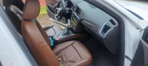 Balts Audi Q5 2016 Viļņa, ar dzinēja tilpumu 1.98 L un nobraukumu 161 tūkst. km par 9999 €, foto 10 vietnē AUTOMOTO.COM.LV