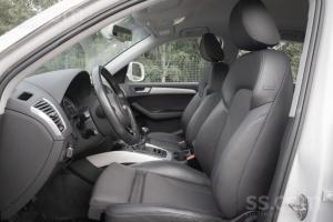 White Audi Q5 2016 in Tukums, with an engine capacity of 2.00 L and mileage of 165 thousand km for 13990 €, photo 15 on AUTOMOTO.COM.LV
