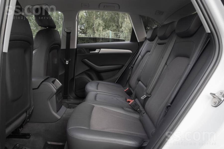 White Audi Q5 2016 in Tukums, with an engine capacity of 2.00 L and mileage of 165 thousand km for 13990 €, photo 17 on AUTOMOTO.COM.LV