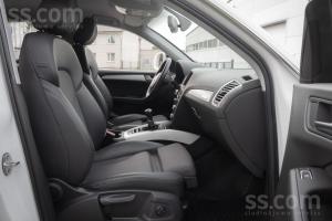 White Audi Q5 2016 in Tukums, with an engine capacity of 2.00 L and mileage of 165 thousand km for 13990 €, photo 18 on AUTOMOTO.COM.LV