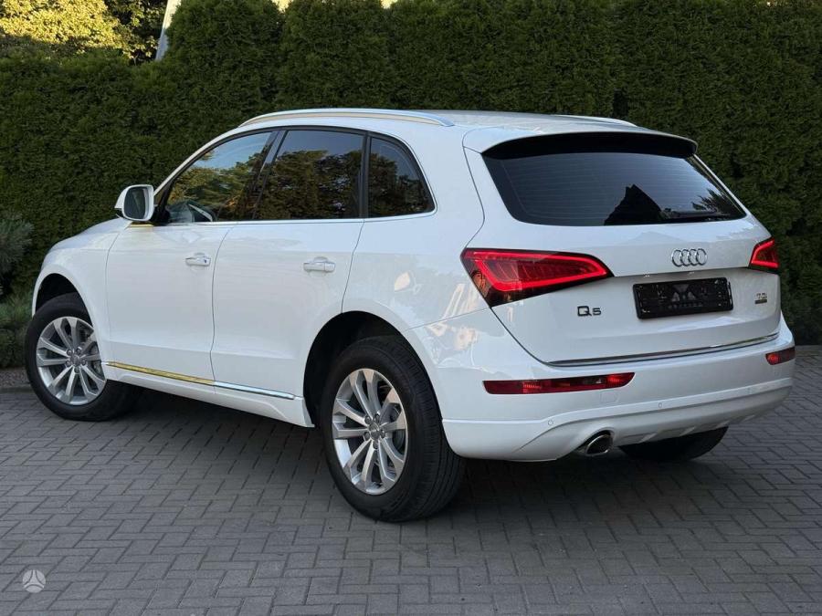 White Audi Q5 2016 in Jonava, with an engine capacity of 1.97 L and mileage of 260 thousand km for 12750 €, photo 11 on AUTOMOTO.COM.LV