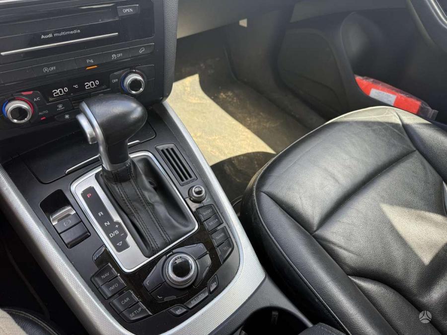White Audi Q5 2016 in Taurage, with an engine capacity of 1.97 L and mileage of 243 thousand km for 12900 €, photo 17 on AUTOMOTO.COM.LV