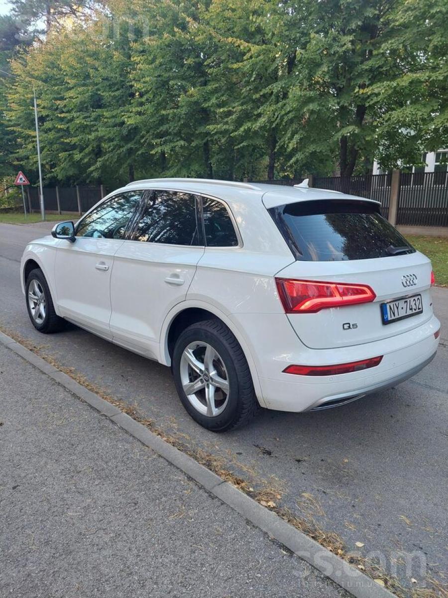 White Audi Q5 2017 in Jurmala, with an engine capacity of 2.00 L and mileage of 190 thousand km for 19900 €, photo 18 on AUTOMOTO.COM.LV