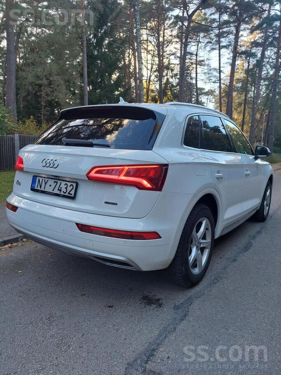 White Audi Q5 2017 in Jurmala, with an engine capacity of 2.00 L and mileage of 190 thousand km for 19900 €, photo 19 on AUTOMOTO.COM.LV