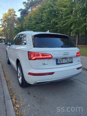 White Audi Q5 2017 in Jurmala, with an engine capacity of 2.00 L and mileage of 190 thousand km for 19900 €, photo 20 on AUTOMOTO.COM.LV