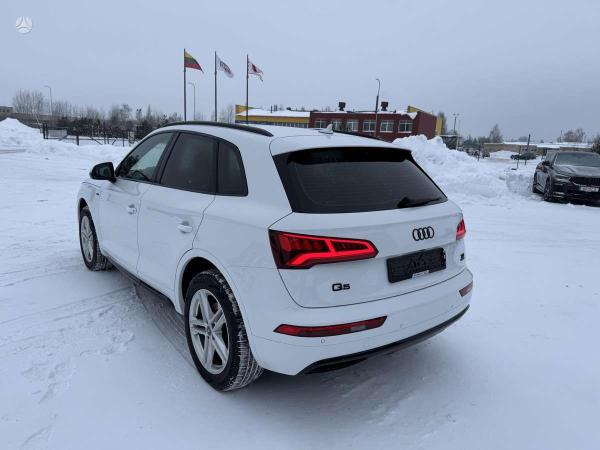 Balts Audi Q5 2017 Telšiai, ar dzinēja tilpumu 1.97 L un nobraukumu 154 tūkst. km par 23999 €, foto 4 vietnē AUTOMOTO.COM.LV