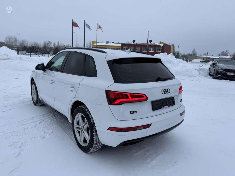 Balts Audi Q5 2017 Telšiai, ar dzinēja tilpumu 1.97 L un nobraukumu 154 tūkst. km par 23999 €, foto 4 vietnē AUTOMOTO.COM.LV