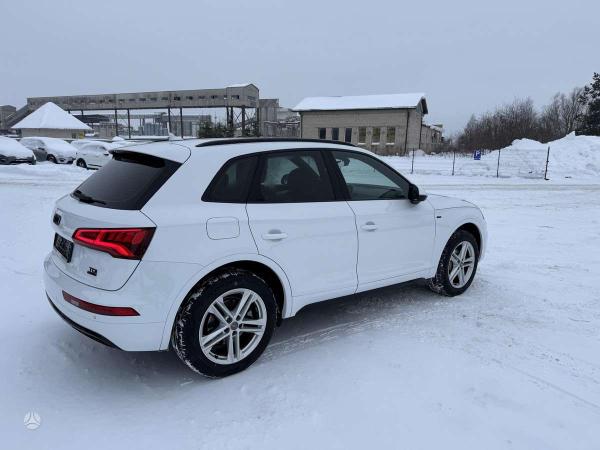 Balts Audi Q5 2017 Telšiai, ar dzinēja tilpumu 1.97 L un nobraukumu 154 tūkst. km par 23999 €, foto 7 vietnē AUTOMOTO.COM.LV