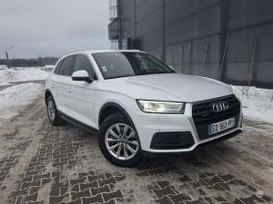 White Audi Q5 2017 in Vilnius, with an engine capacity of 1.97 L and mileage of 175 thousand km for 21300 €, photo  on AUTOMOTO.COM.LV