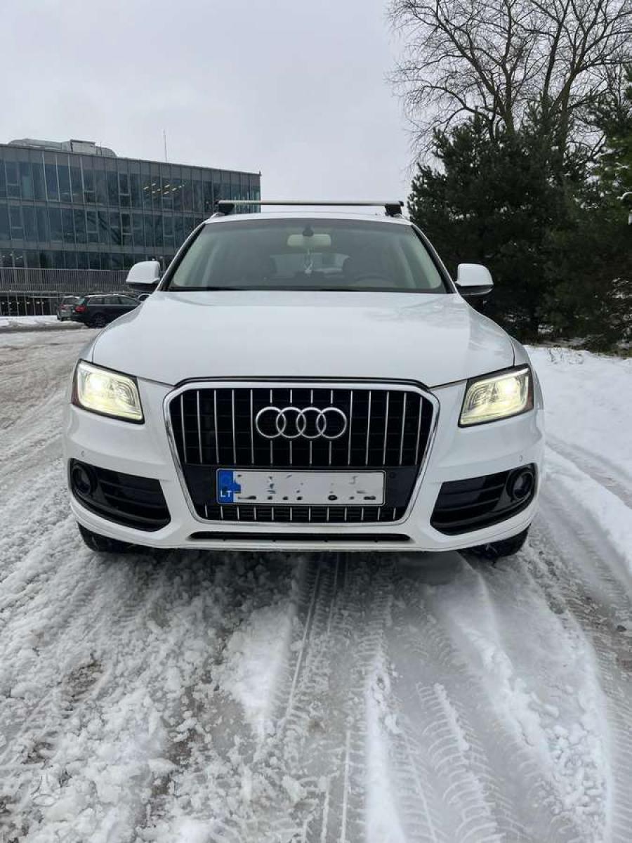 White Audi Q5 2017 in Vilnius, with an engine capacity of 1.98 L and mileage of 97 thousand km for 15500 €, photo 1 on AUTOMOTO.COM.LV