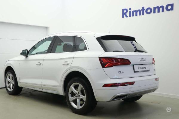 Balts Audi Q5 2017 Viļņa, ar dzinēja tilpumu 1.98 L un nobraukumu 110 tūkst. km par 23100 €, foto 2 vietnē AUTOMOTO.COM.LV