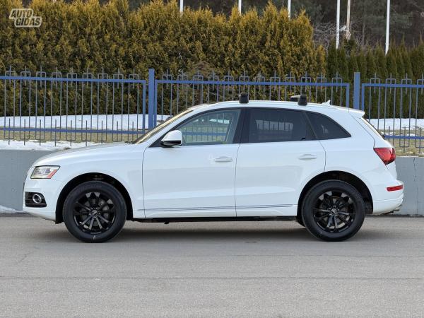 White Audi Q5 2017 in Vilnius, with an engine capacity of 2.00 L and mileage of 156 thousand km for 15500 €, photo 3 on AUTOMOTO.COM.LV