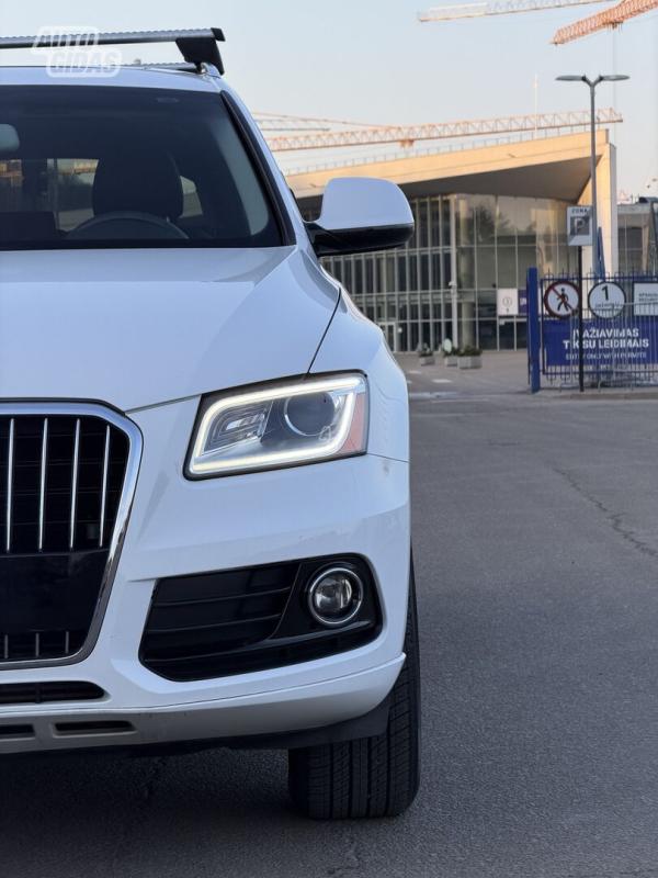 White Audi Q5 2017 in Vilnius, with an engine capacity of 2.00 L and mileage of 156 thousand km for 15500 €, photo 10 on AUTOMOTO.COM.LV