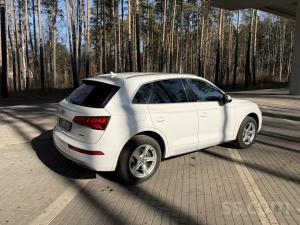 Balts Audi Q5 2017 Rīga, ar dzinēja tilpumu 2.00 L un nobraukumu 195 tūkst. km par 18700 €, foto 5 vietnē AUTOMOTO.COM.LV