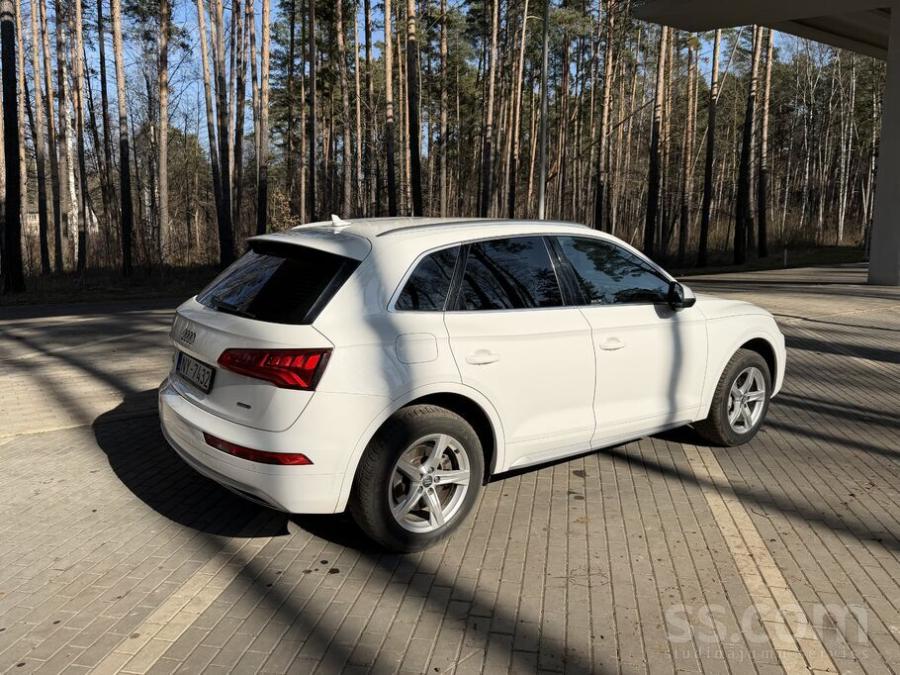 Balts Audi Q5 2017 Rīga, ar dzinēja tilpumu 2.00 L un nobraukumu 195 tūkst. km par 18700 €, foto 5 vietnē AUTOMOTO.COM.LV