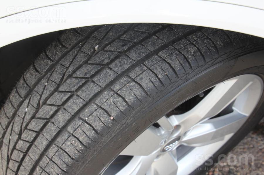 Balts Audi Q5 2017 Tukums, ar dzinēja tilpumu 2.00 L un nobraukumu 145 tūkst. km par 20990 €, foto 18 vietnē AUTOMOTO.COM.LV