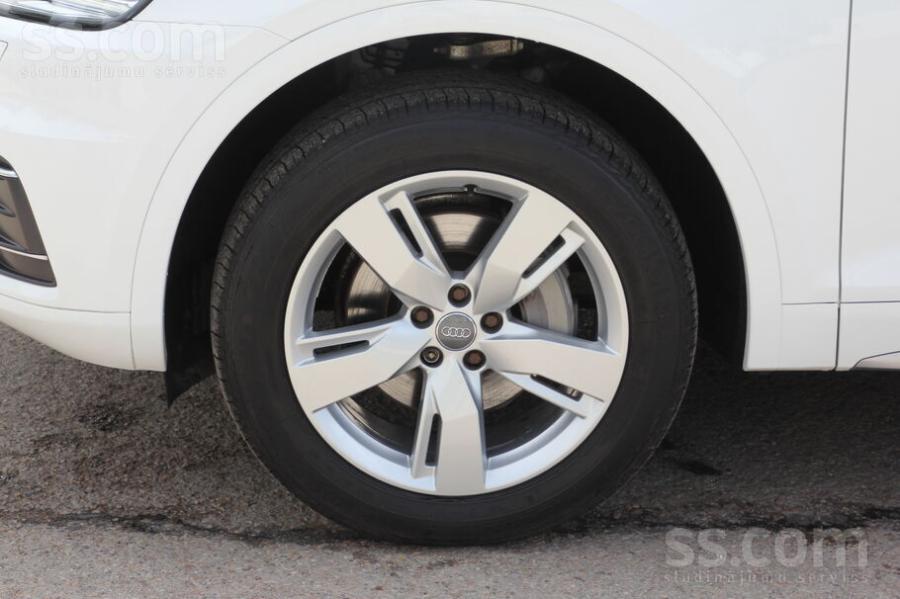 White Audi Q5 2017 in Tukums, with an engine capacity of 2.00 L and mileage of 145 thousand km for 20990 €, photo 17 on AUTOMOTO.COM.LV