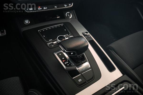 Balts Audi Q5 2017 Daugavpils, ar dzinēja tilpumu 2.00 L un nobraukumu 225 tūkst. km par 23600 €, foto 8 vietnē AUTOMOTO.COM.LV