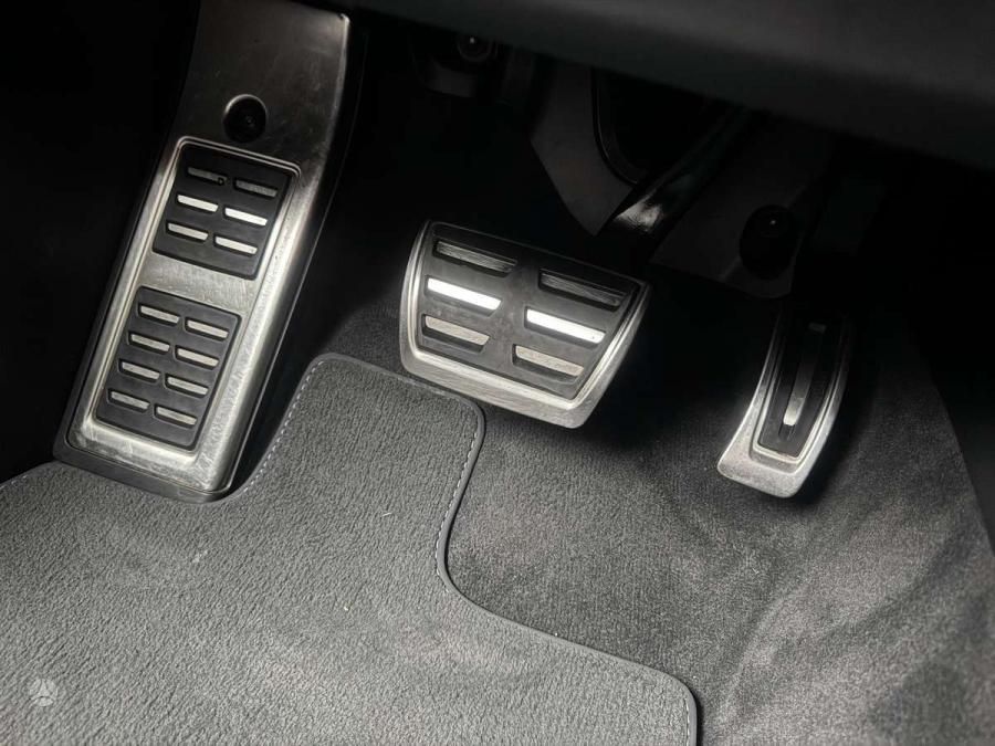 Balts Audi Q5 2017 Kauņa, ar dzinēja tilpumu 2.00 L un nobraukumu 308 tūkst. km par 18800 €, foto 27 vietnē AUTOMOTO.COM.LV