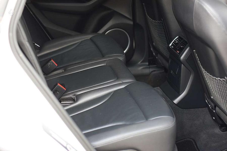 Balts Audi Q5 2017 Kretinga, ar dzinēja tilpumu 2.00 L un nobraukumu 160 tūkst. km par 14499 €, foto 33 vietnē AUTOMOTO.COM.LV