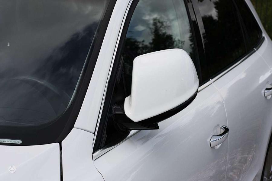 Balts Audi Q5 2017 Kretinga, ar dzinēja tilpumu 2.00 L un nobraukumu 160 tūkst. km par 14499 €, foto 36 vietnē AUTOMOTO.COM.LV