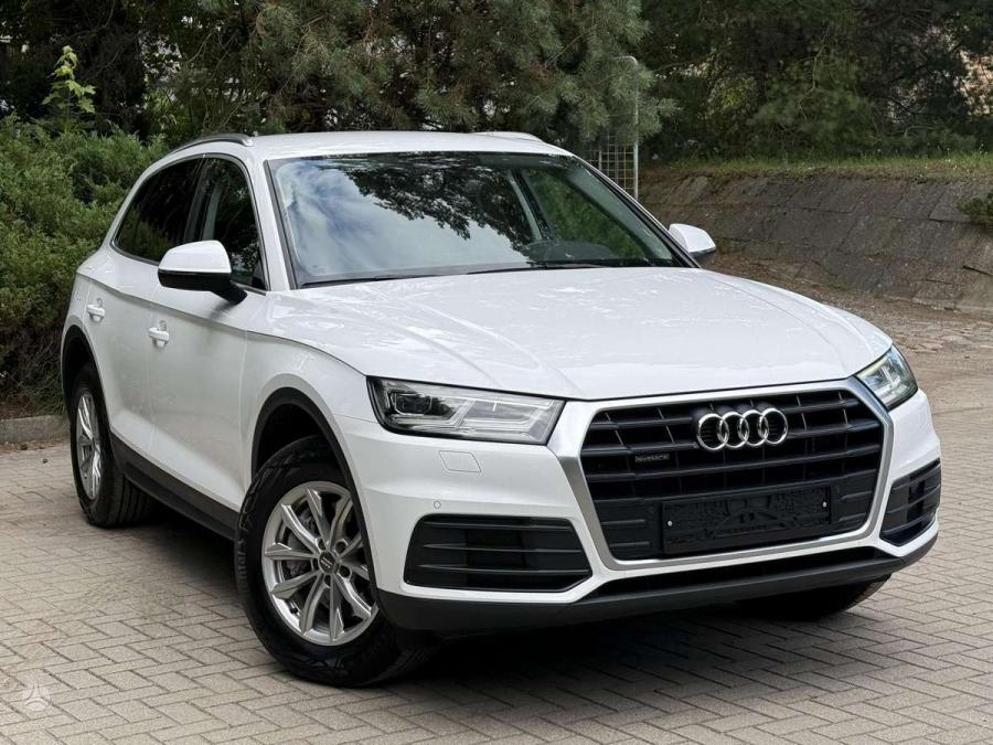 White Audi Q5 2017 in Prienai, with an engine capacity of 2.00 L and mileage of 219 thousand km for 18950 €, photo 6 on AUTOMOTO.COM.LV