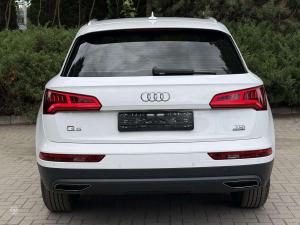 White Audi Q5 2017 in Prienai, with an engine capacity of 2.00 L and mileage of 219 thousand km for 18950 €, photo 14 on AUTOMOTO.COM.LV