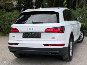 White Audi Q5 2017 in Prienai, with an engine capacity of 2.00 L and mileage of 219 thousand km for 18950 €, photo 20 on AUTOMOTO.COM.LV