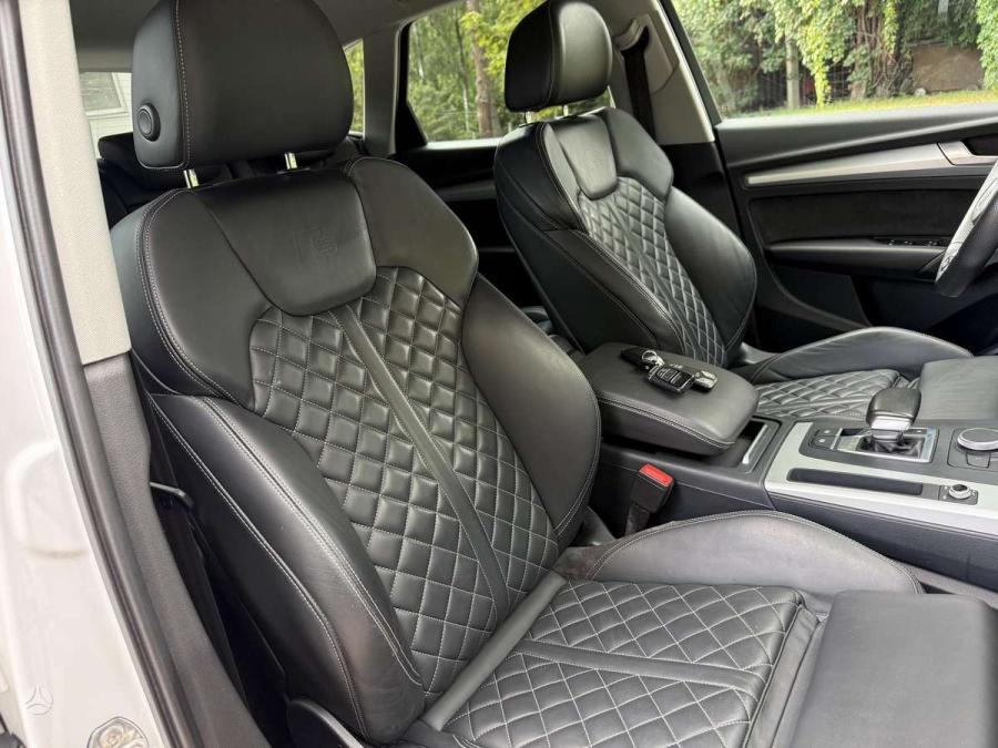 White Audi Q5 2017 in Prienai, with an engine capacity of 2.00 L and mileage of 219 thousand km for 18950 €, photo 29 on AUTOMOTO.COM.LV