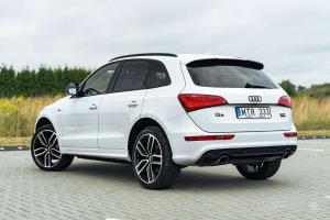 White Audi Q5 2017 in Klaipeda, with an engine capacity of 3.00 L and mileage of 194 thousand km for 14999 €, photo 19 on AUTOMOTO.COM.LV