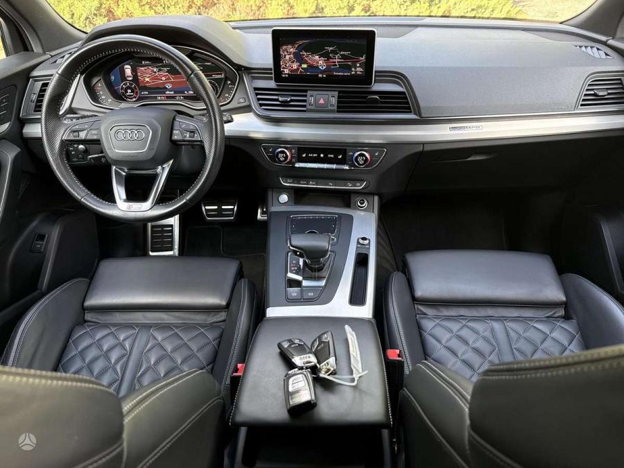 White Audi Q5 2017 in Prienai, with an engine capacity of 2.00 L and mileage of 202 thousand km for 21950 €, photo 30 on AUTOMOTO.COM.LV